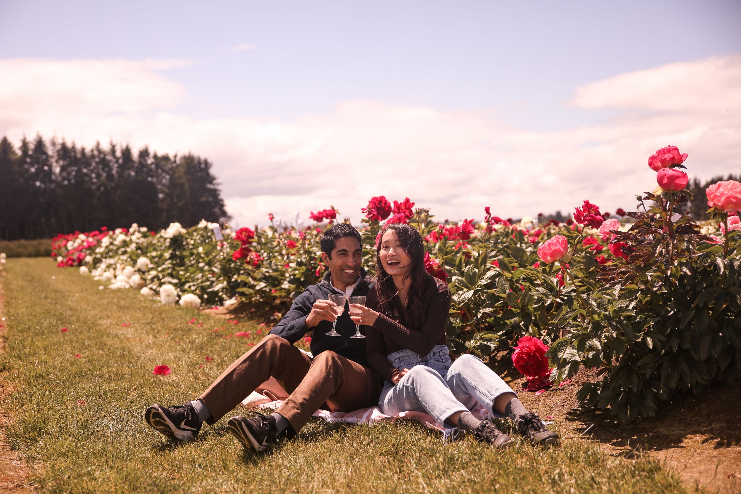 What to Expect at the Adelman Peony Gardens: From a Photographer - Emma ...