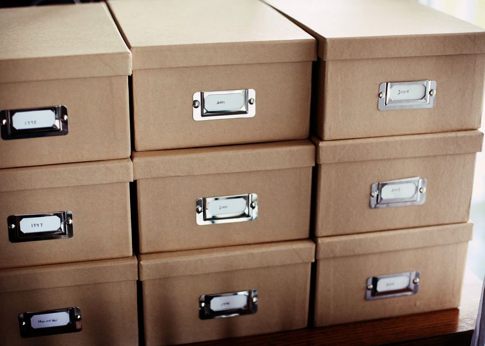 Essential Tips for Storing Digital and Printed Photos - JENNAKPHOTOS