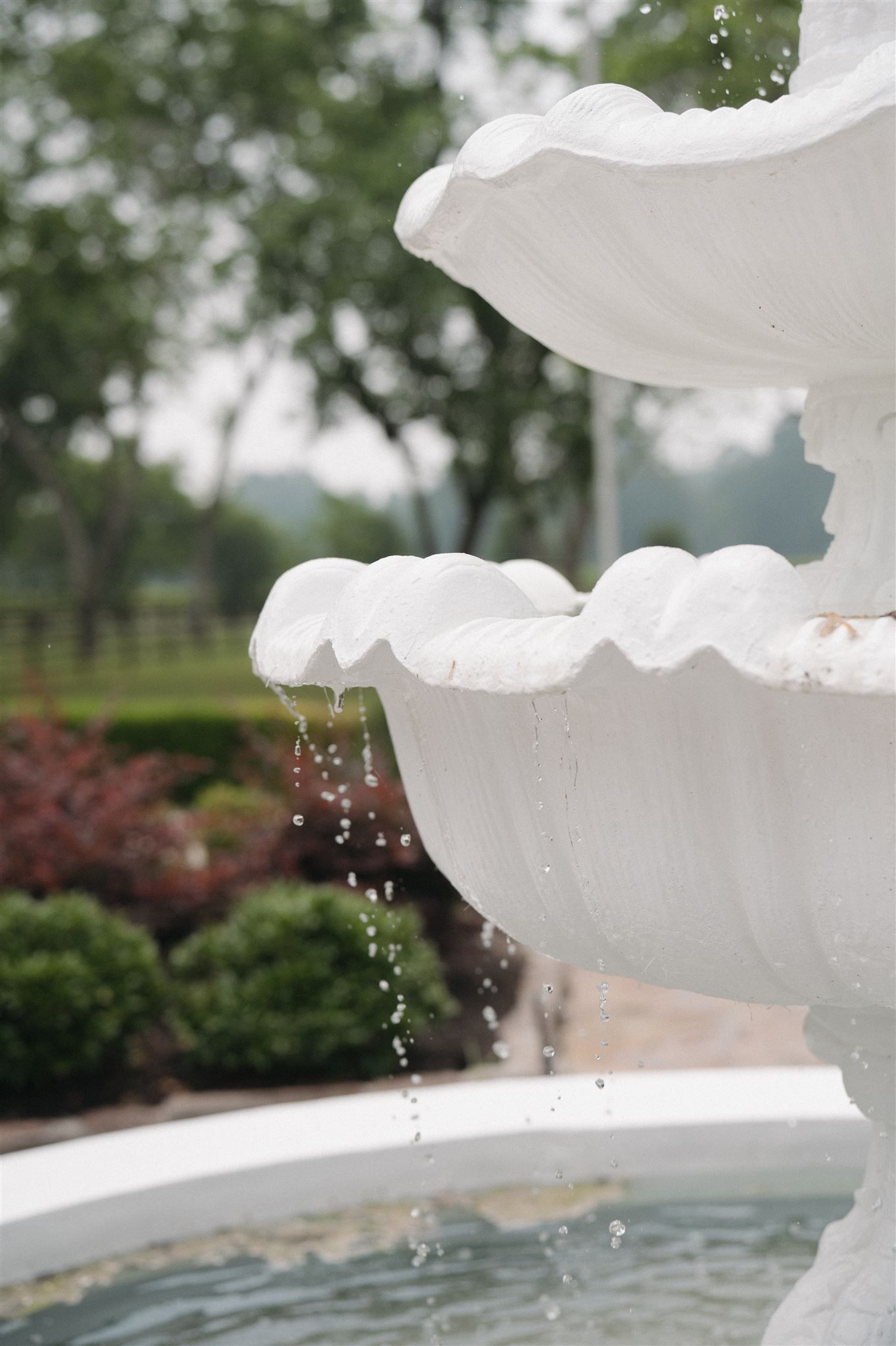 A Stunning Sandlewood Manor Wedding: Kendall & Carter's Elegant ...