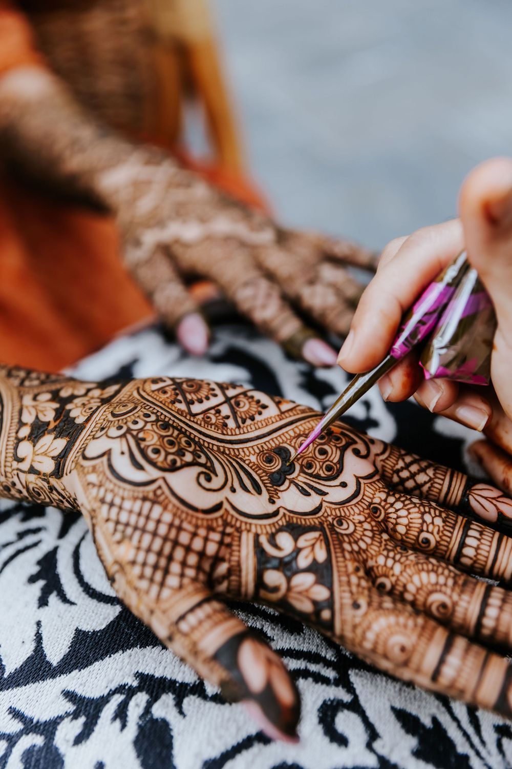 Anam's Mehndi - Simran Sahni Photography