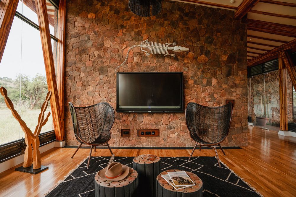 Lodges & Interiors - Colin Rock Atelier