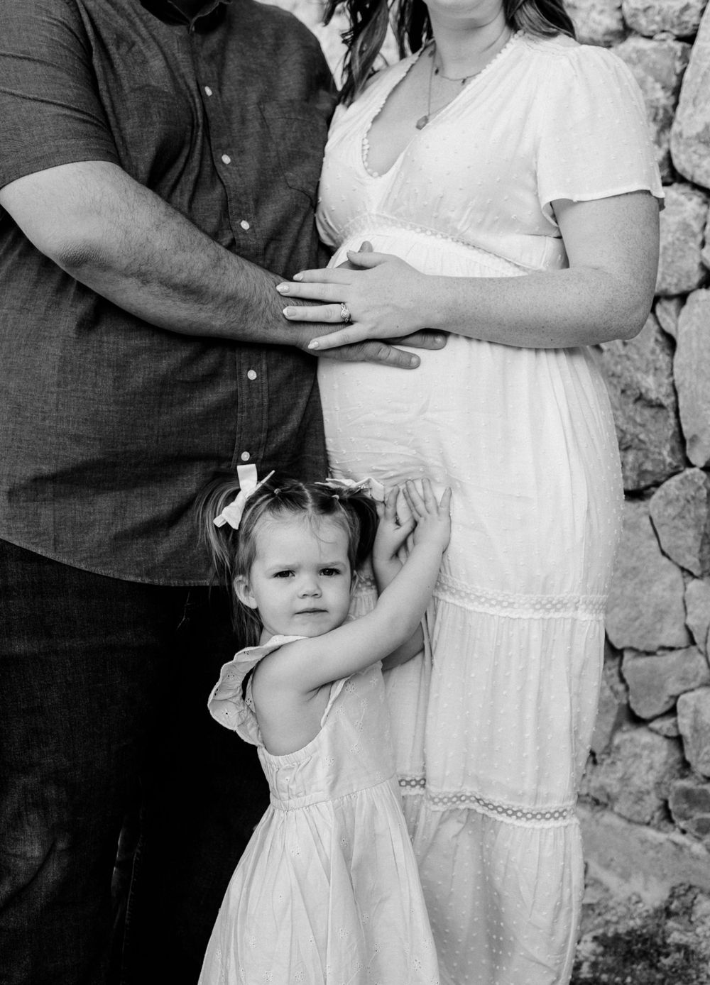 Best Maternity Poses - Madison Fernandez Photography