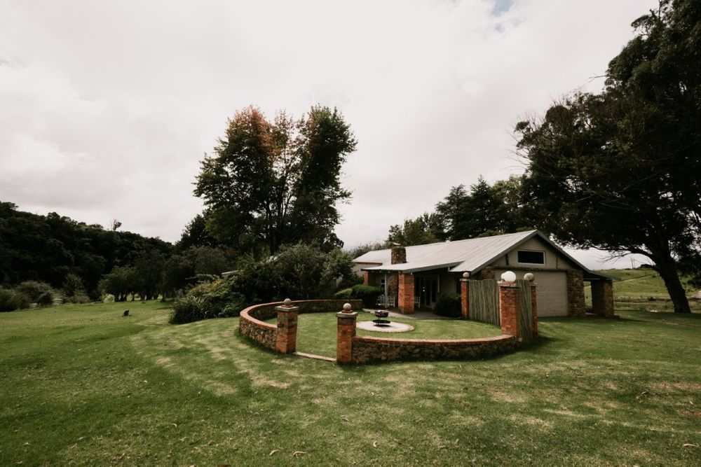 Drakensberg Wedding, Qambathi Mountain Lodge - Sarah & Enwee - Juno ...