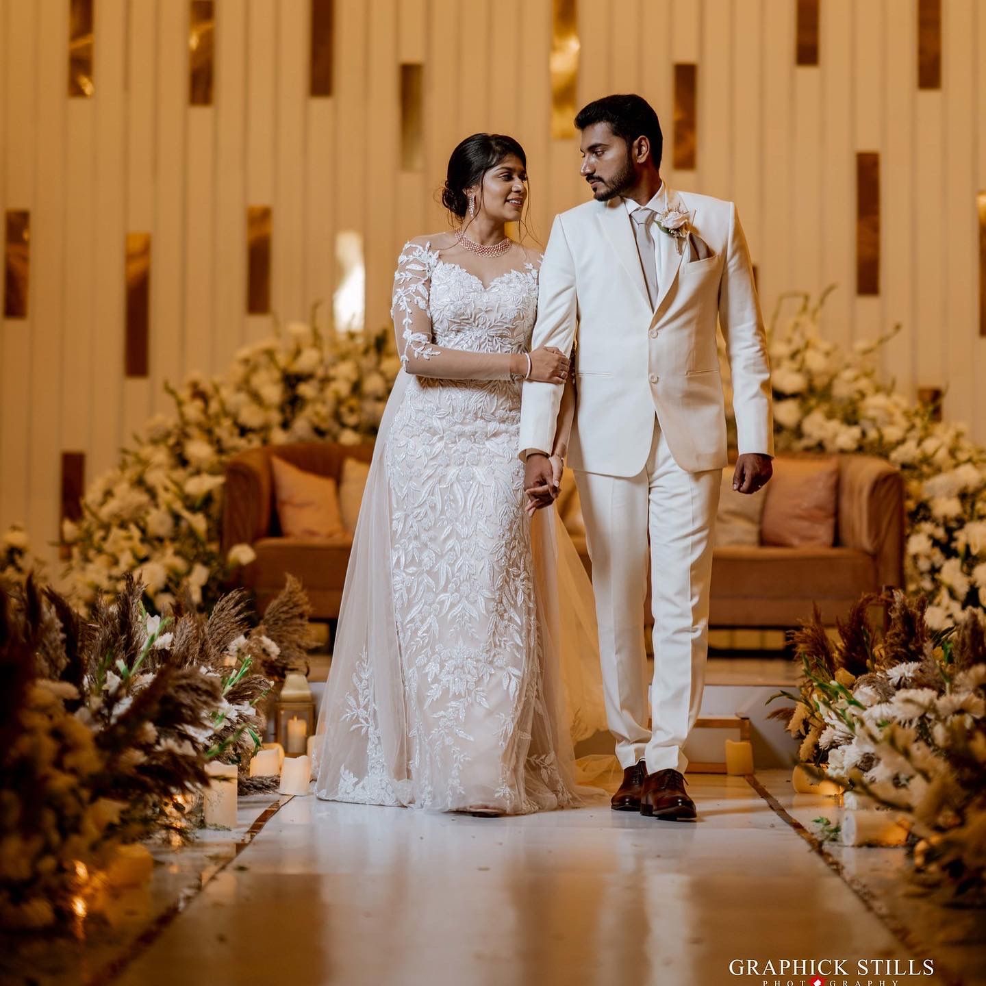 Visual Artistry - White Reflections