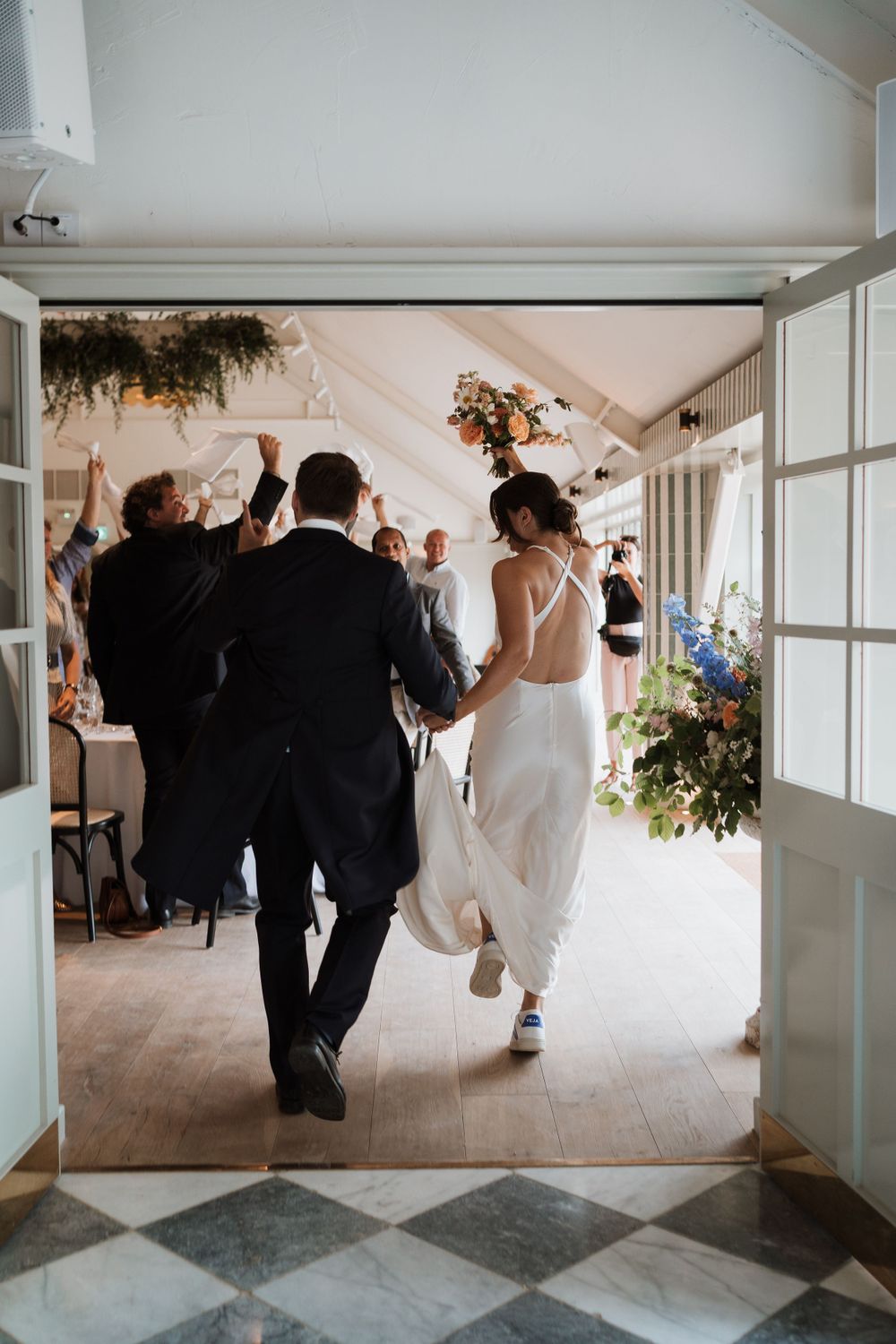 Pippa and Nick's Garden Party Wedding with mix and match bridesmaids at Kin House, Wiltshire ...