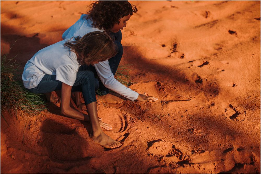 Photography - Bobbi Lockyer