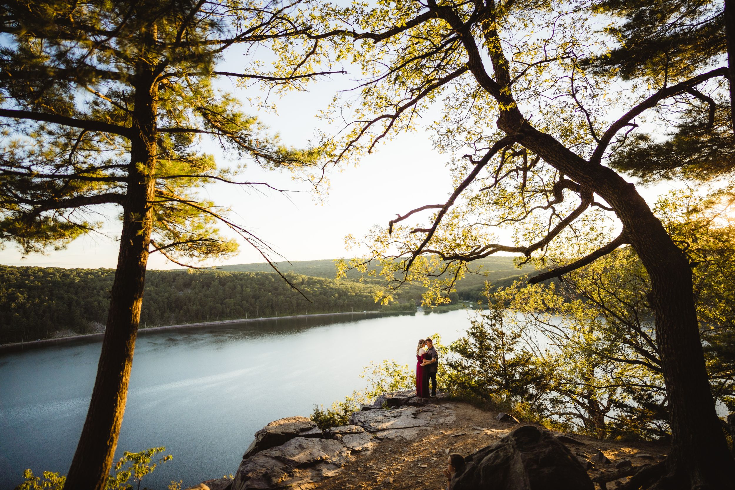 Devils Lake Engagement | Rebecca & Jordan - Palette of Light | Rockford ...