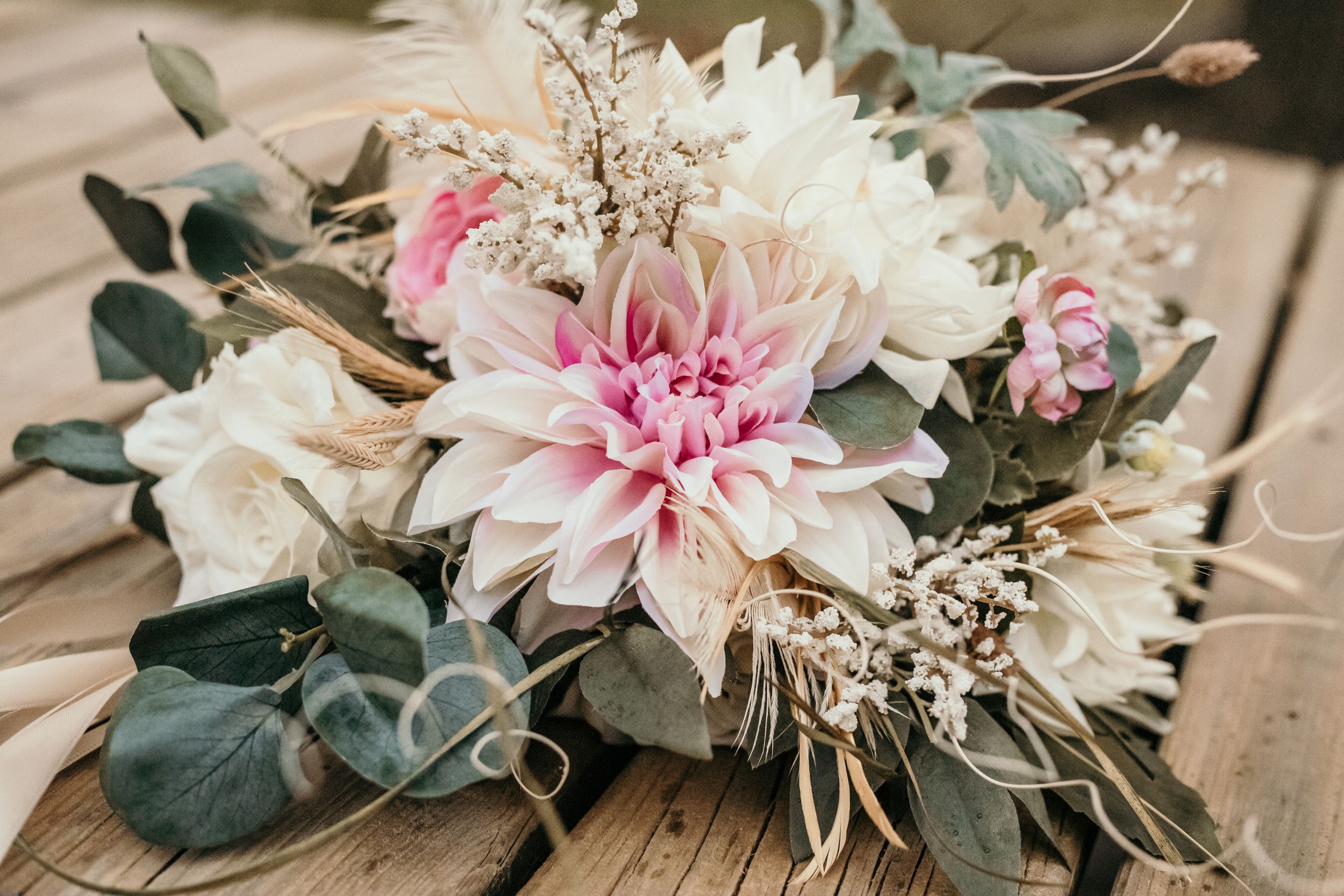 16 Items to consider putting in your wedding details box - MN Wedding ...