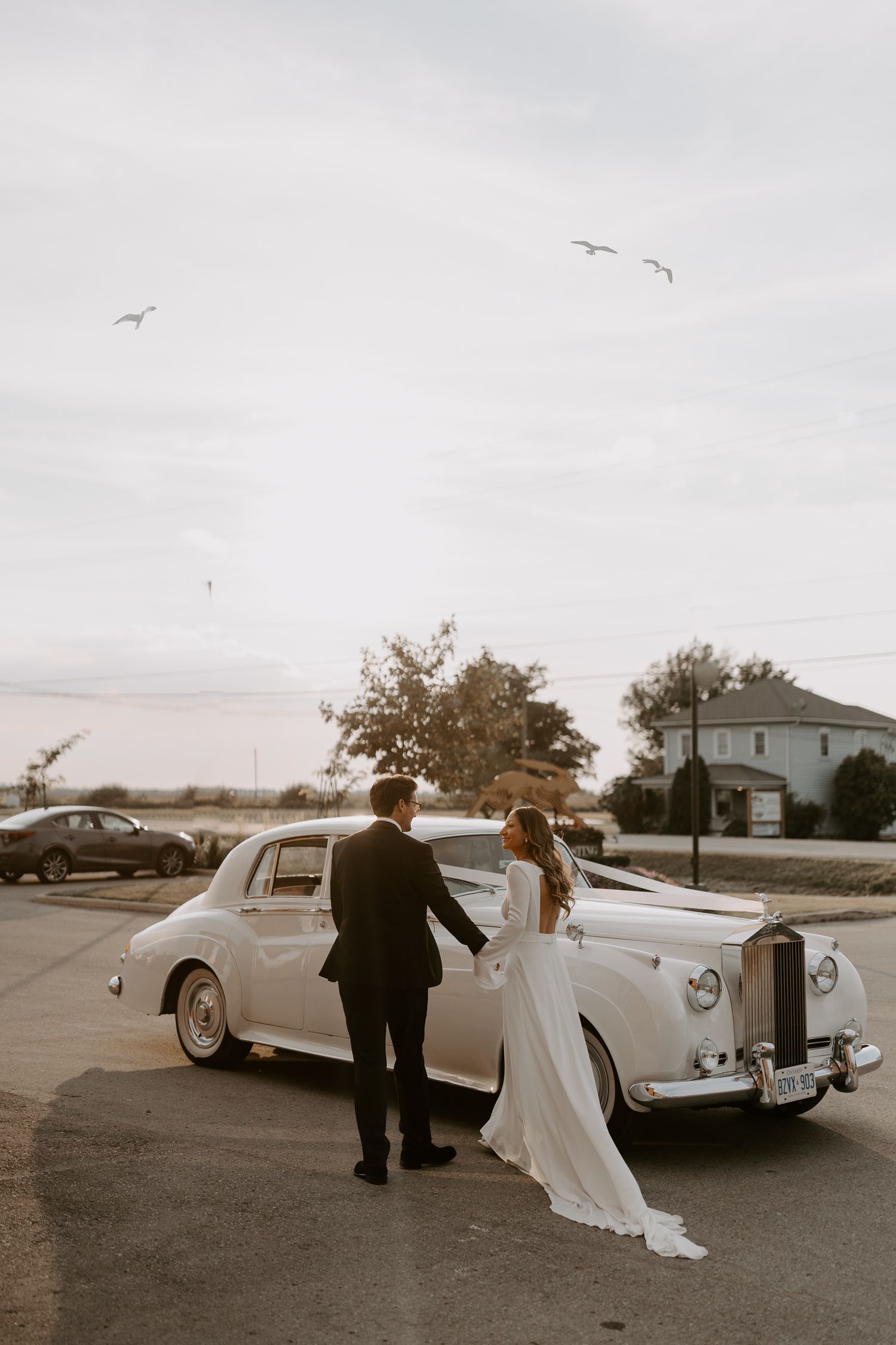 Anthea & Simon | Tuscan Dream in Canada - Cassie Cetlin Photography