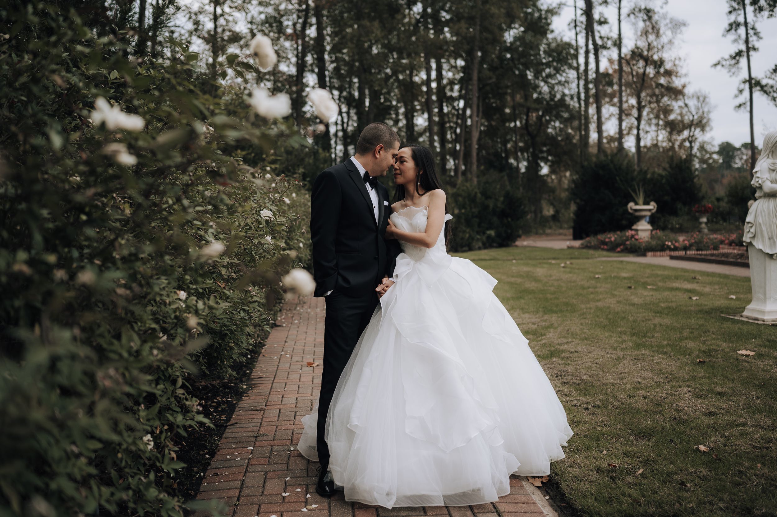 Intimate Elopement at Mercer Botanic Gardens | Mandi Roach Photography