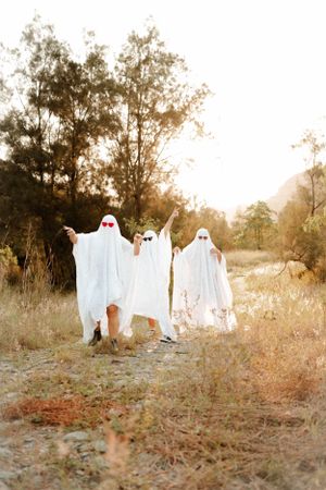 My Spooky Boo-doir Bestie Session - Leaf & Lace Photography - Boudoir ...