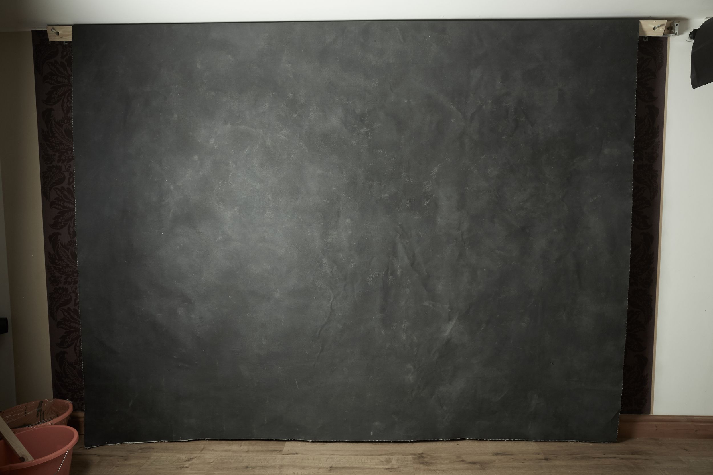 How I created my hand-painted studio backdrop - Geraint Todd Photography