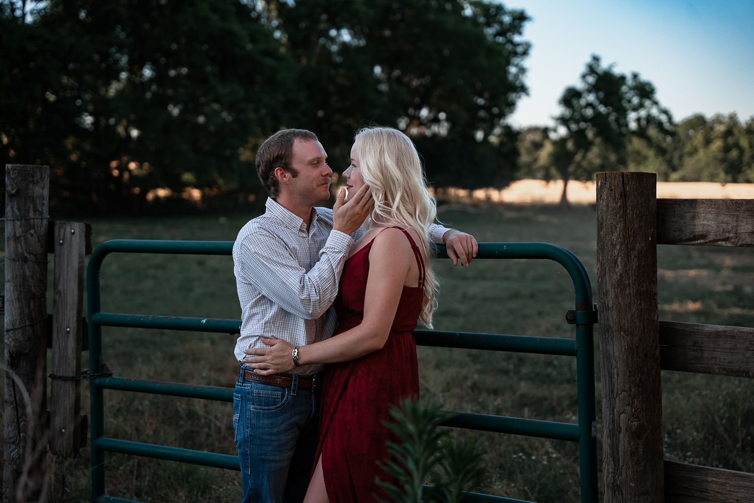 10 Fun Engagement Photo Ideas - Korey Nunley Photography