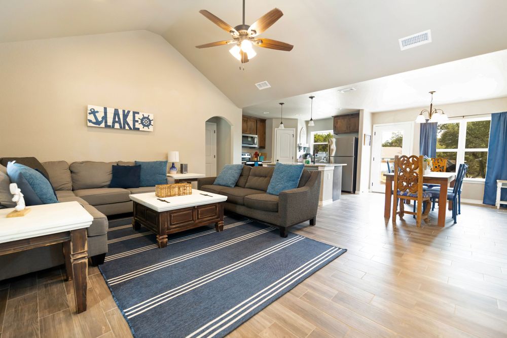 Real Estate - Cassidy Franco