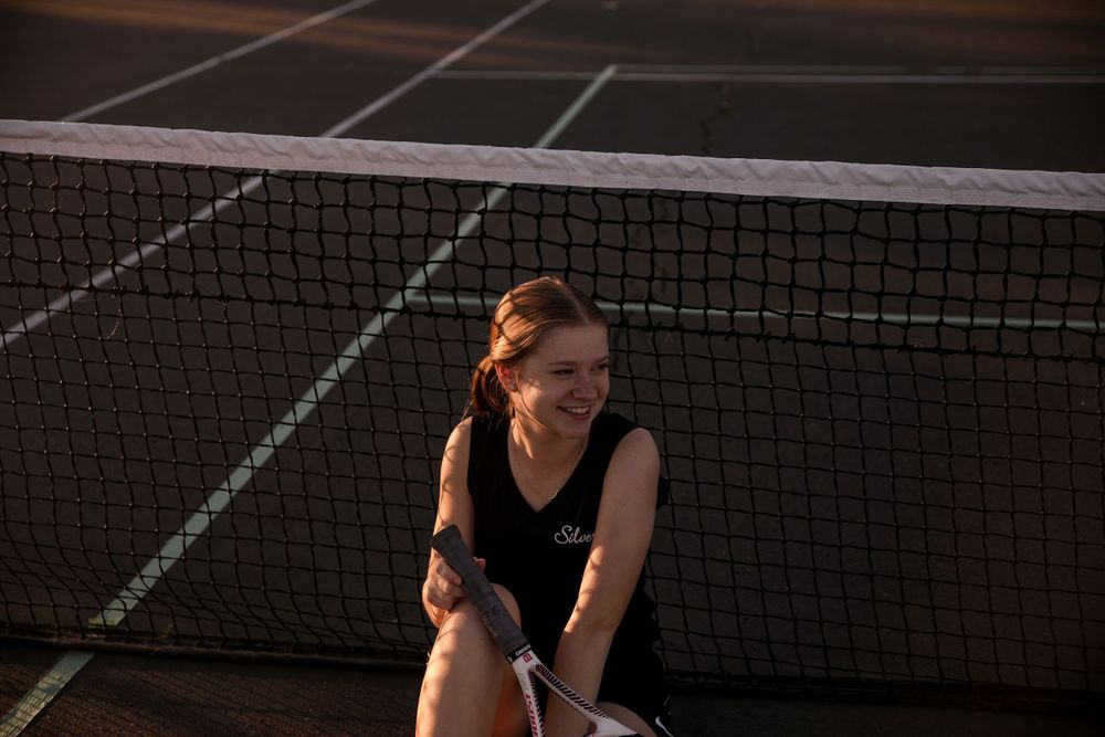 Creative Tennis Photoshoot Posing Ideas - Emma K Photo: Oregon ...