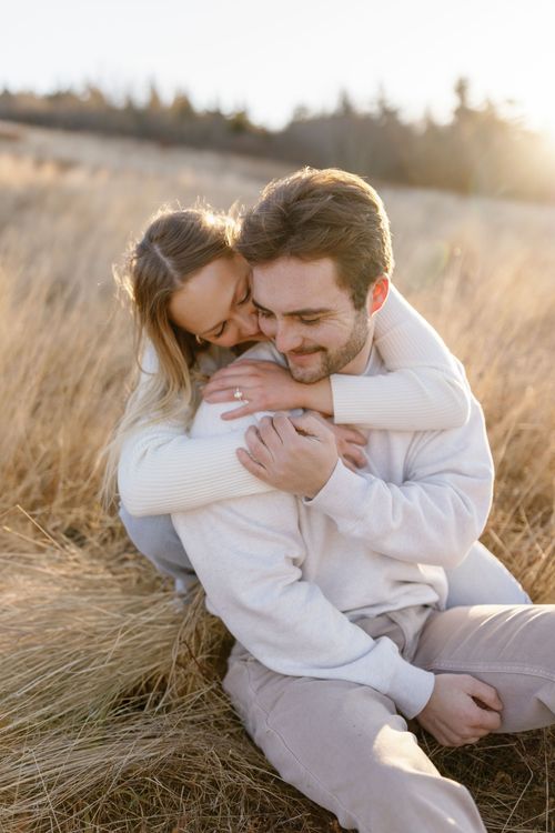 COUPLES & ENGAGEMENT EXPERIENCE - Micaela Ramsey Photography