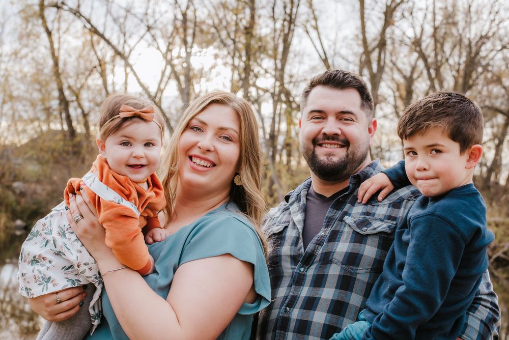 Family Sessions - Jess McCurdy Photography- Lifestyle Senior and Family ...