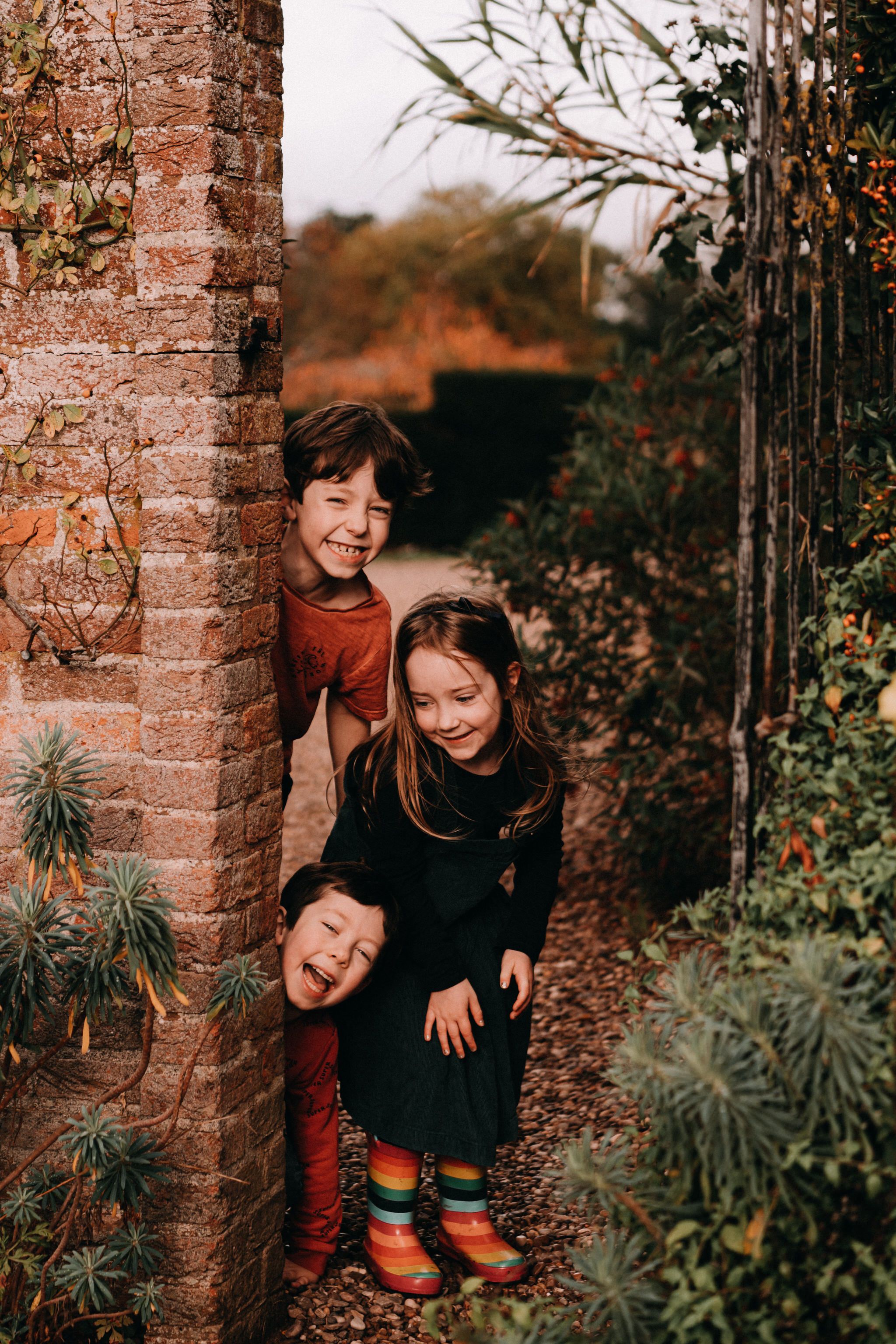 West Midlands Outdoor Family Photo shoots - Rose and Rainbow Photography