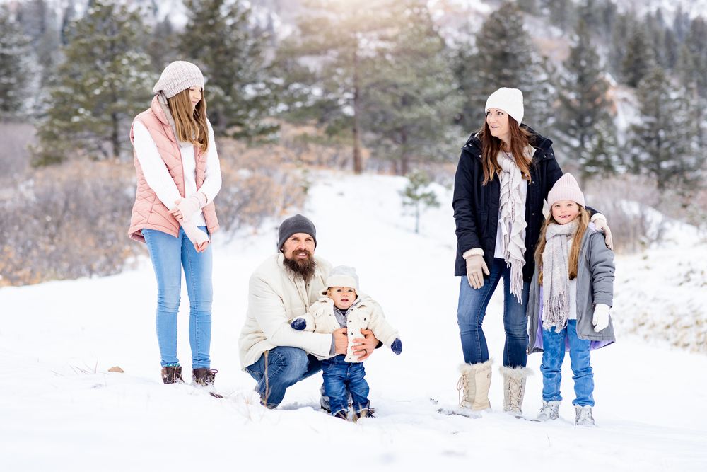 Family Snow Session by the Mountains / Colorado Springs Family ...