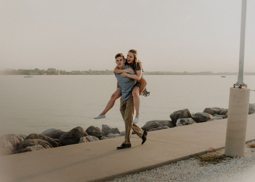 Couples & Engagement - Marie Foss Photography