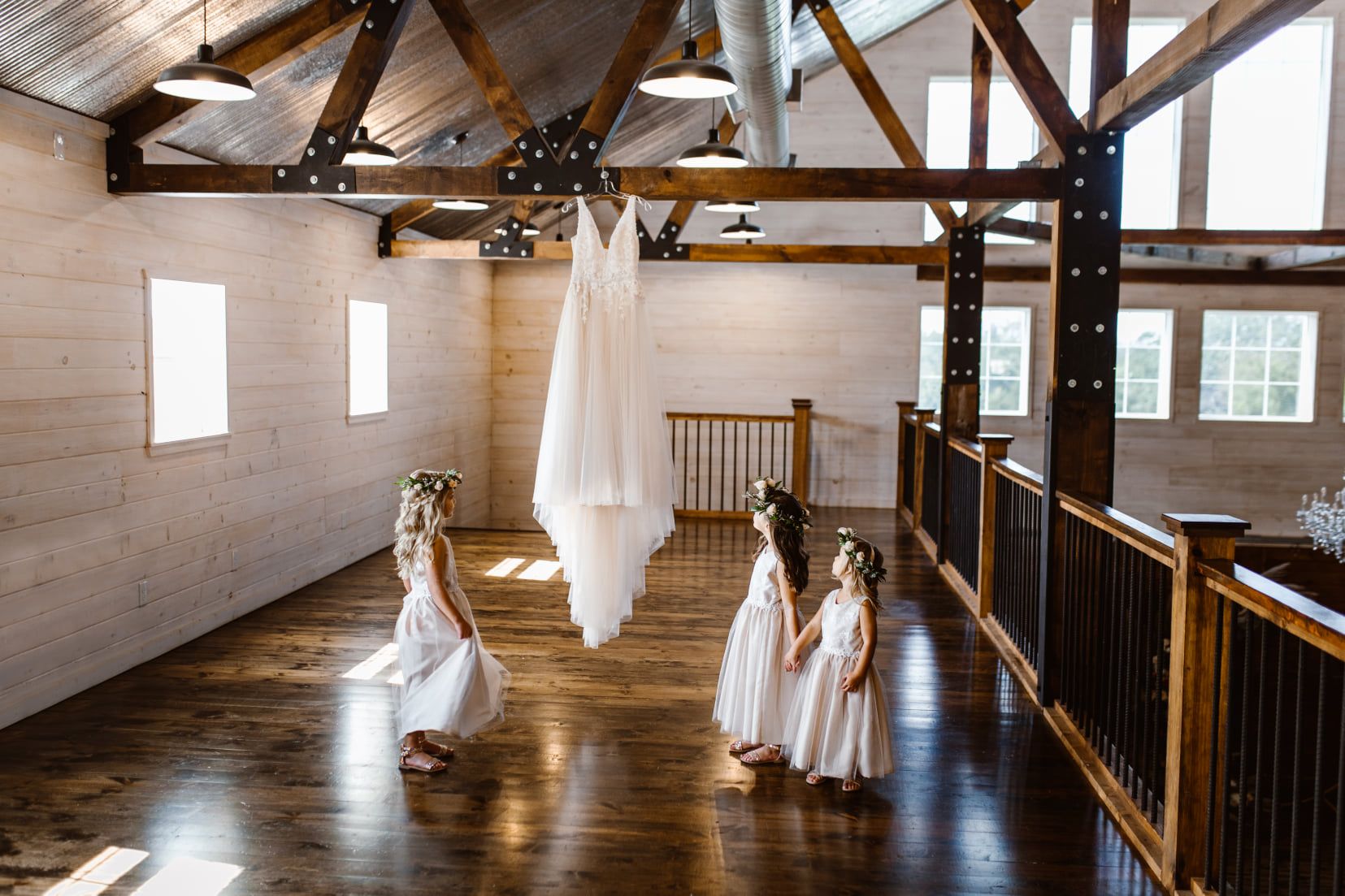 The Silver Spoon Barn - The Emerald Event Centers