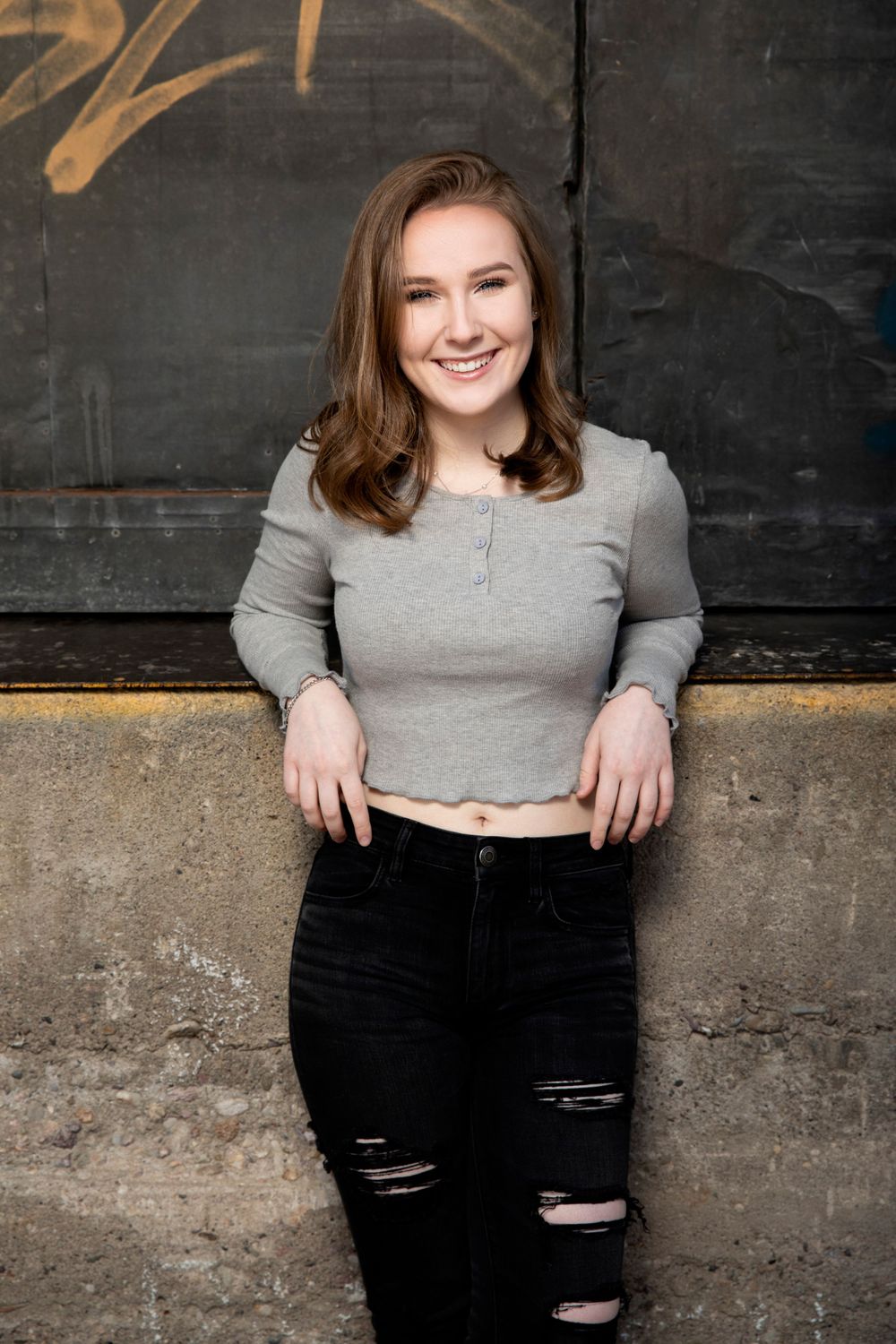 Molly's Senior Portraits - Yellow Avenue Photography