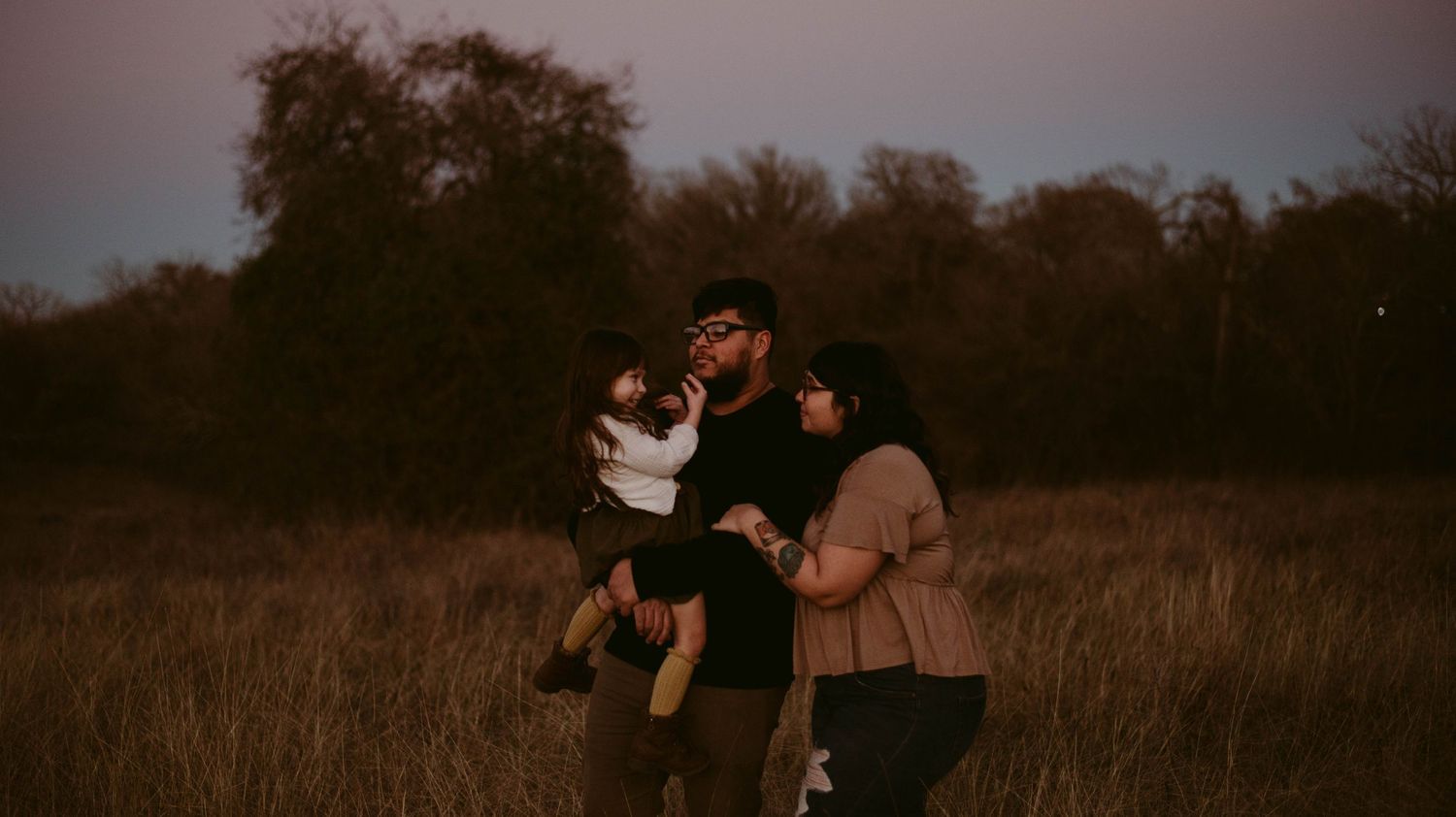 Autumn Family Session at Dusk in Seguin, Texas - Katy Montoya ...