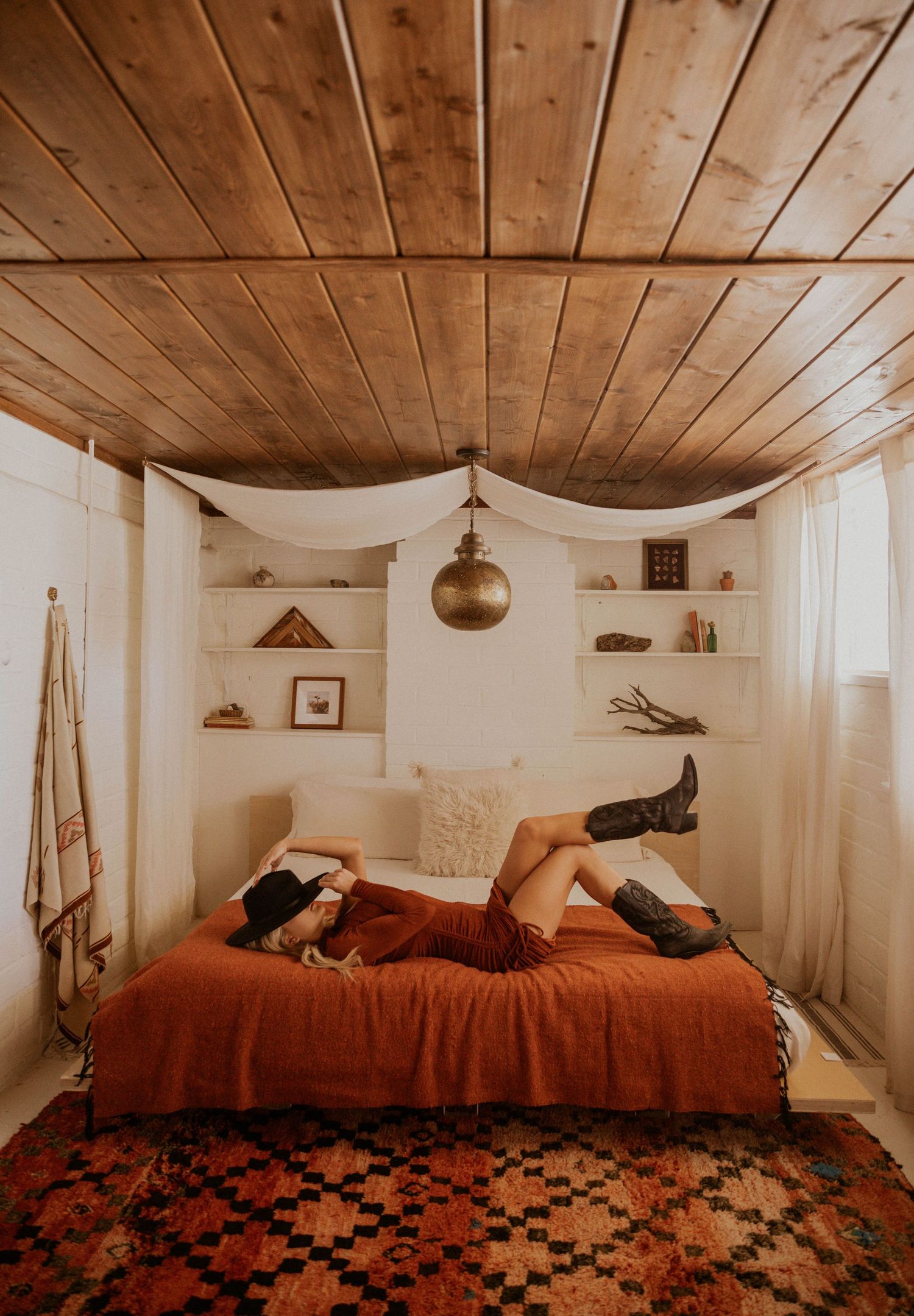 Fashion - Madeline Lohman