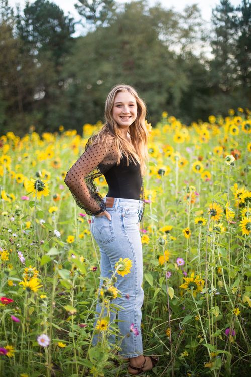 Senior Portrait Guide - Woodmansee Photo | Apex, NC Family Photographer