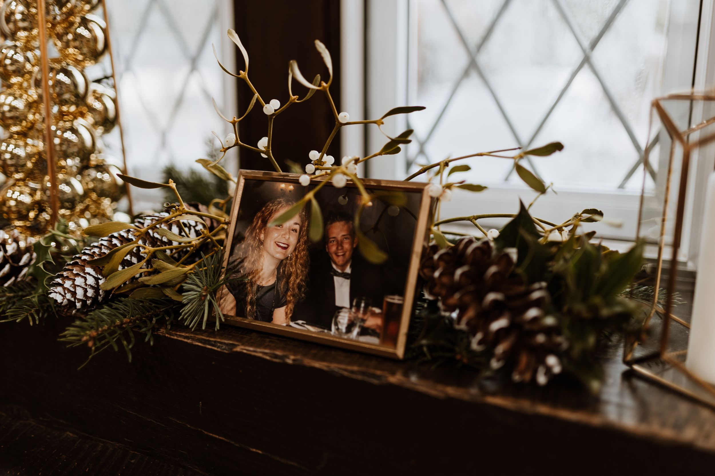 Christmas-Filled Winter Wonderland Wedding - Pix by Vix Candid Fun ...