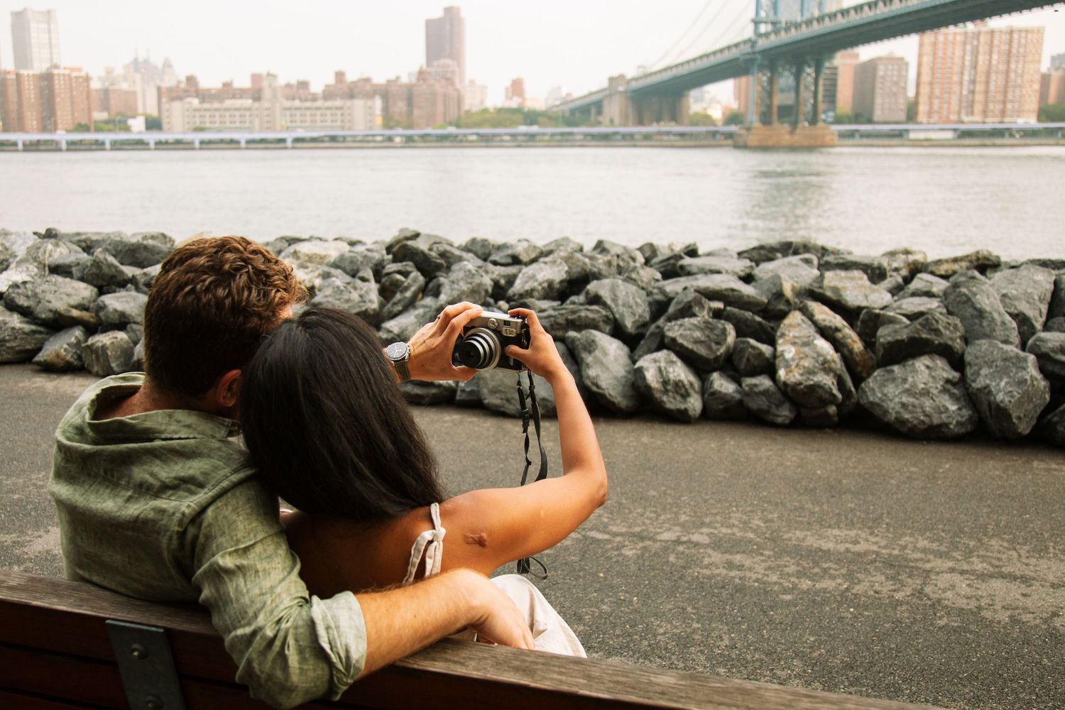 DUMBO Engagement Session - Danny & Dhivya - Devinne Z Photography ...