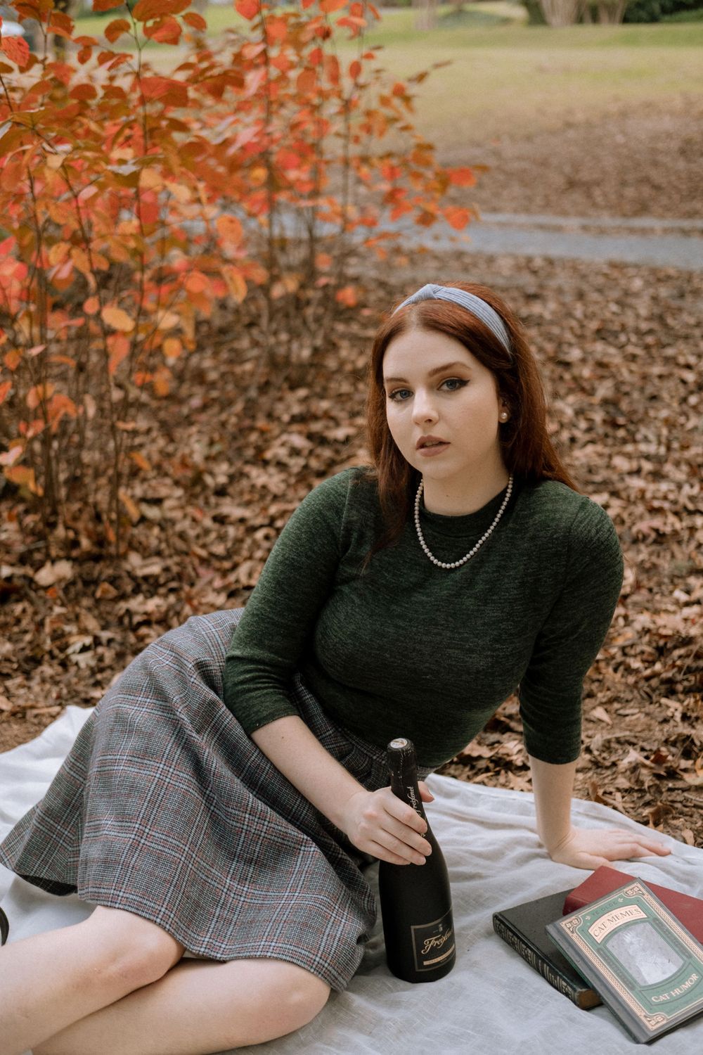 Vintage Inspired Fall Portraits - Sabrina Regier Photo