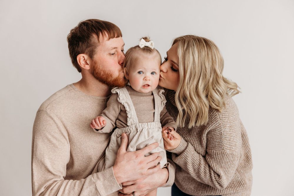 Milestone Galleries - LO Imijri Photography & Design