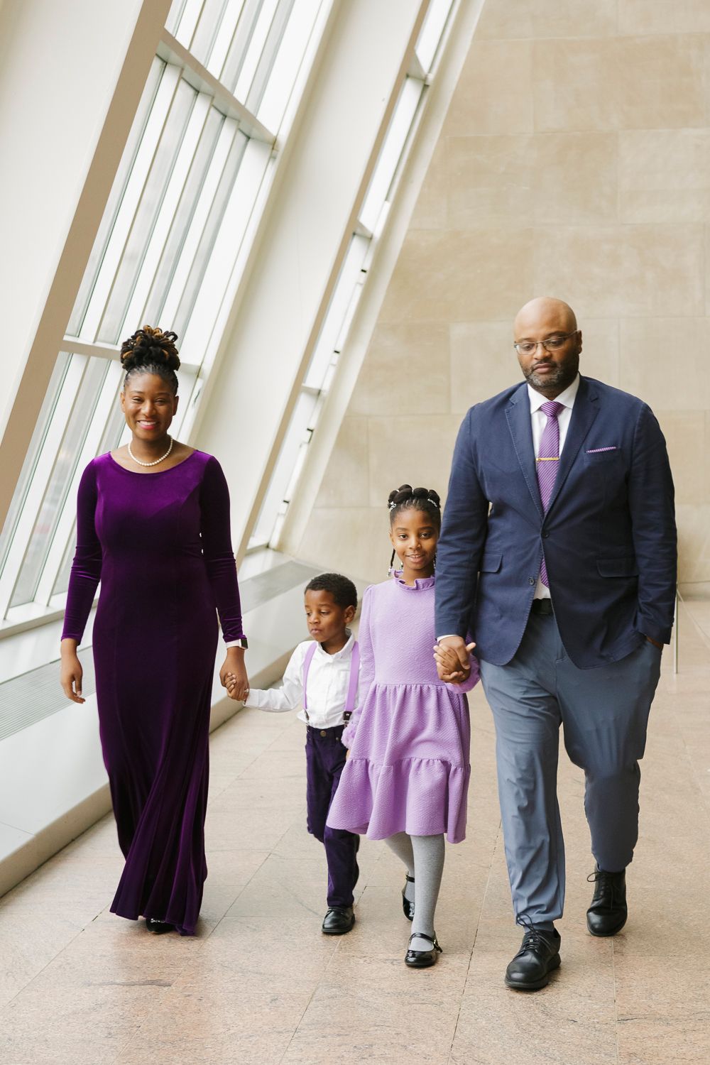 NYC Family Photographer: An Iconic Metropolitan Museum of Art Family ...