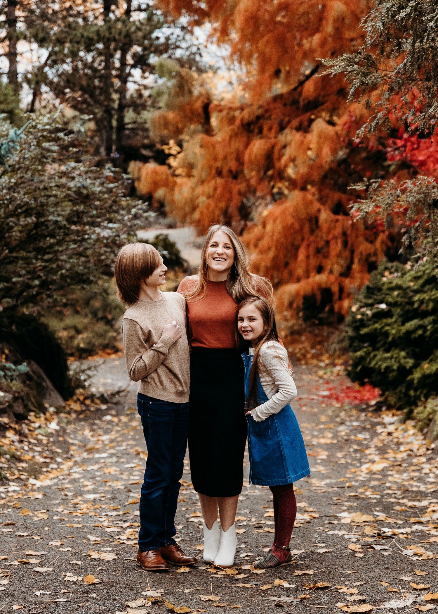 My 10 Favorite Poses for Mothers - Sound Roots Photography: Seattle ...