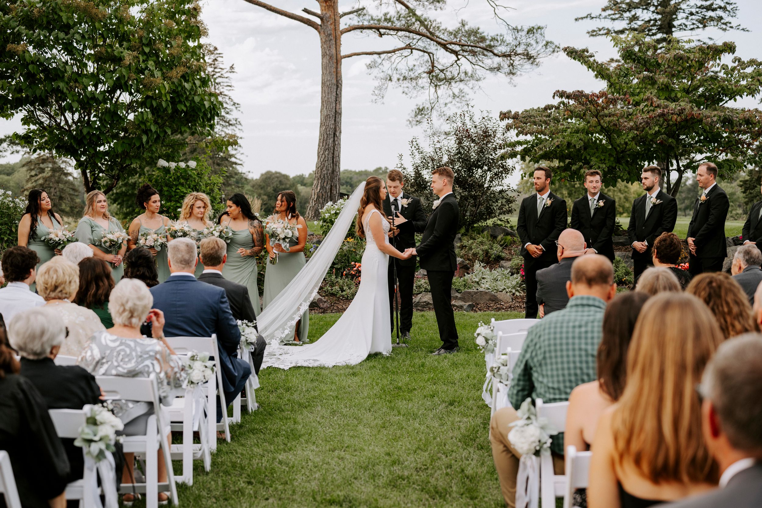 Minneapolis Wedding Photographer - Alex Rae Photography