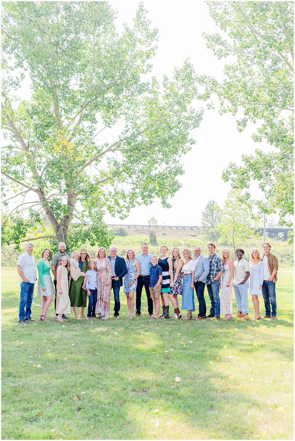 Neufeld Extended Family - Jillian Wilson Photography