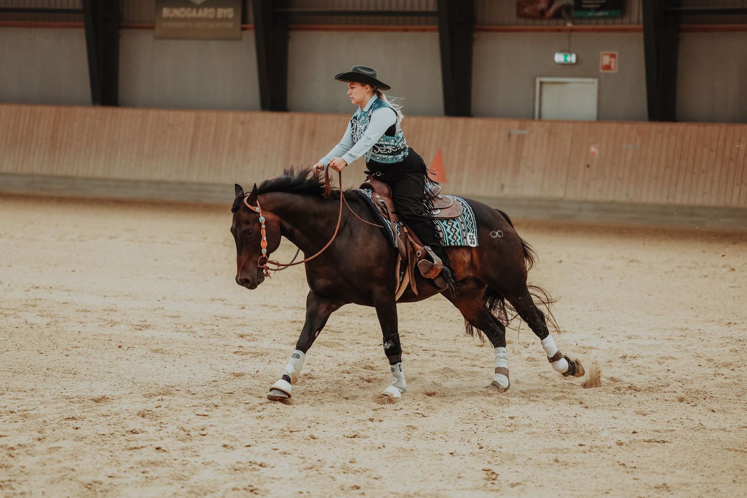 Dive with me into the western riding world - Anna Archinger Photography