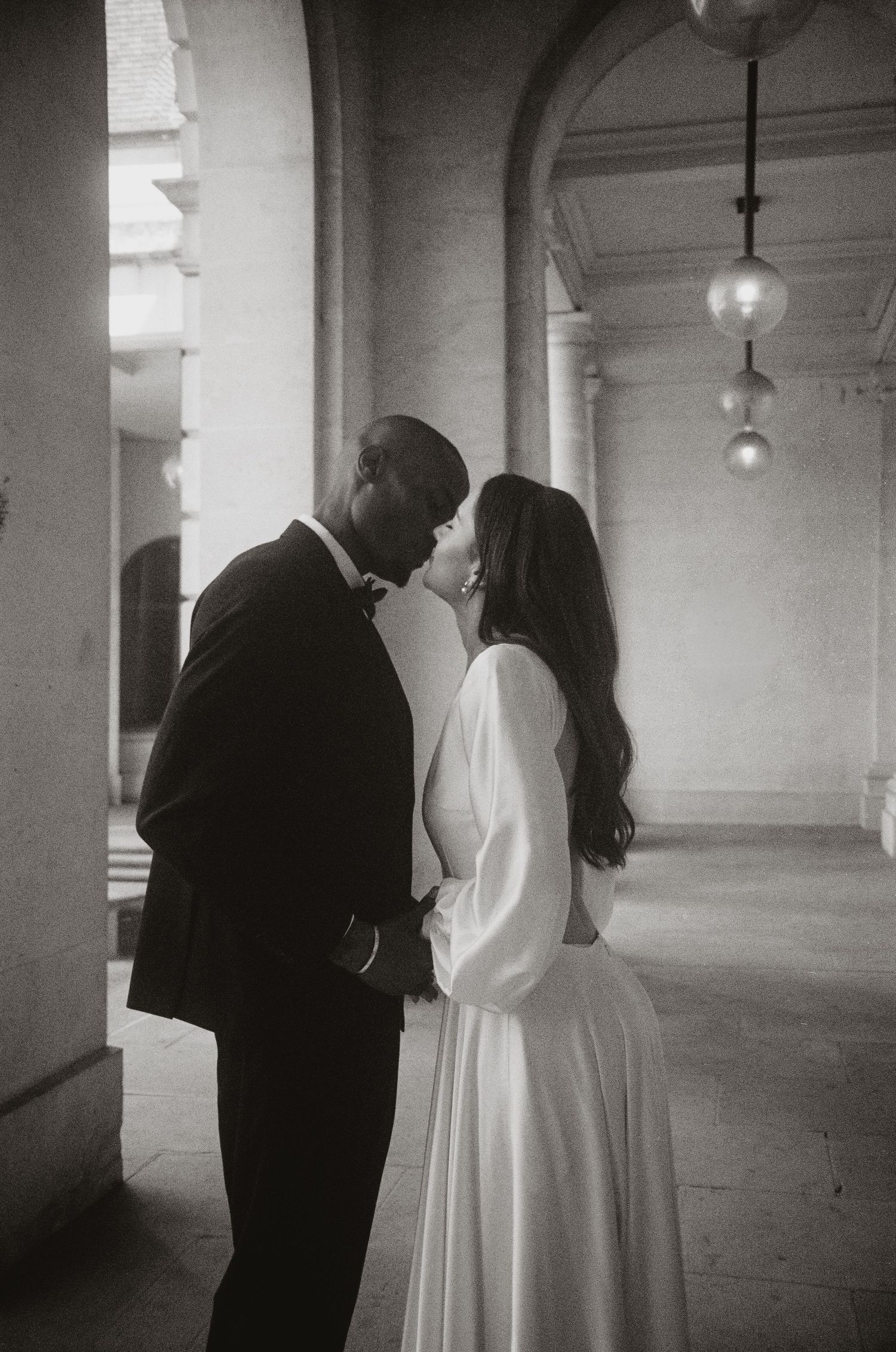 What is analogue film and why do I use it to photograph weddings ...