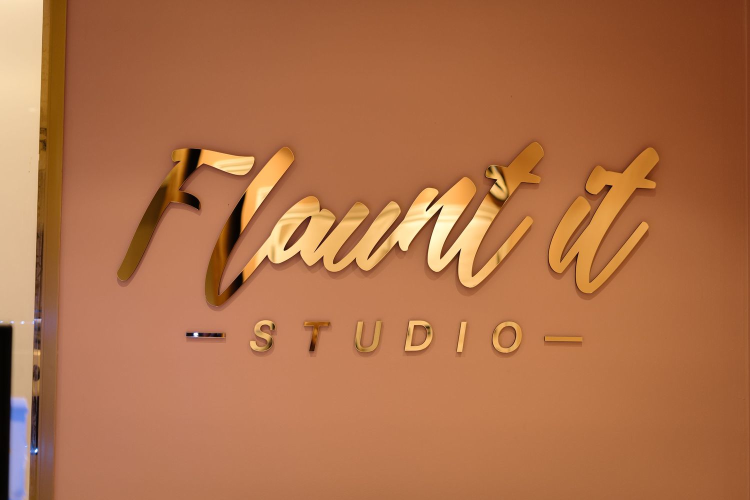 Flaunt It Fridays - Flaunt It Movement