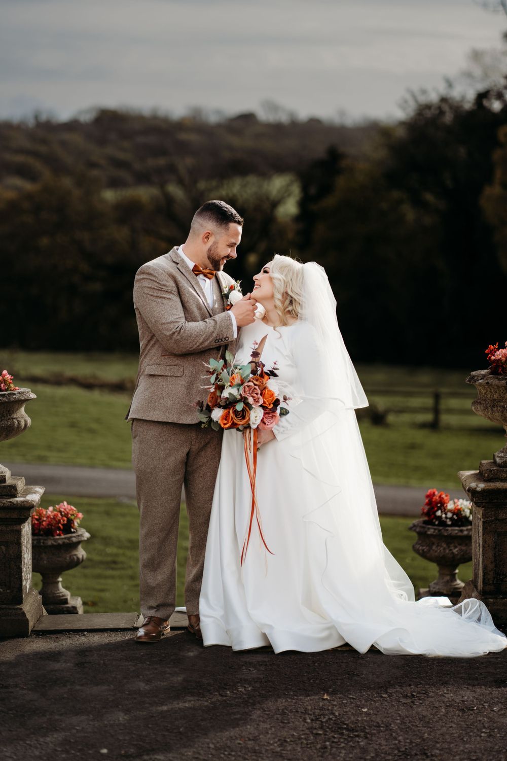 WEDDING PHOTOGRAPHER - COURT COLMAN MANOR - Danielle Axworthy | Wedding ...