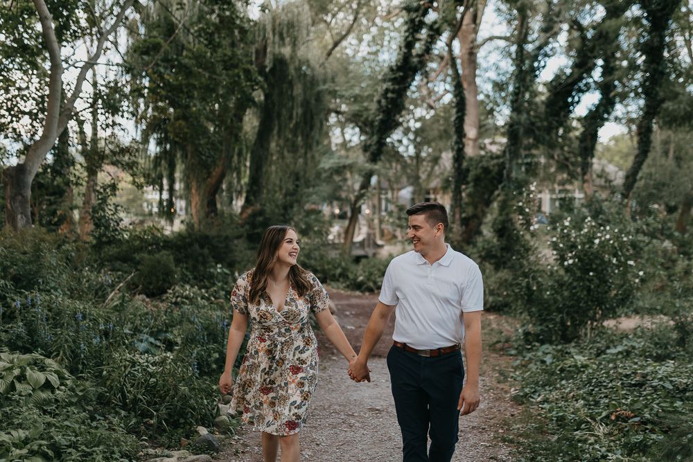 Engagement Session Locations in Windsor/Essex