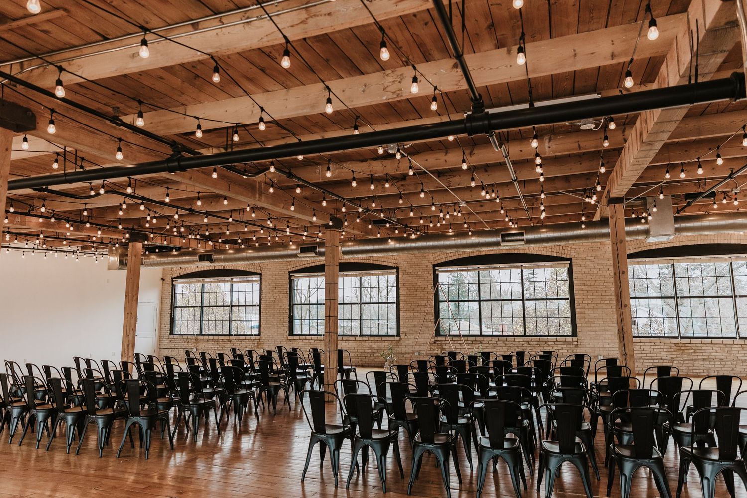 Top 5 urban industrial Wedding Venues in Michigan - Melian Photography
