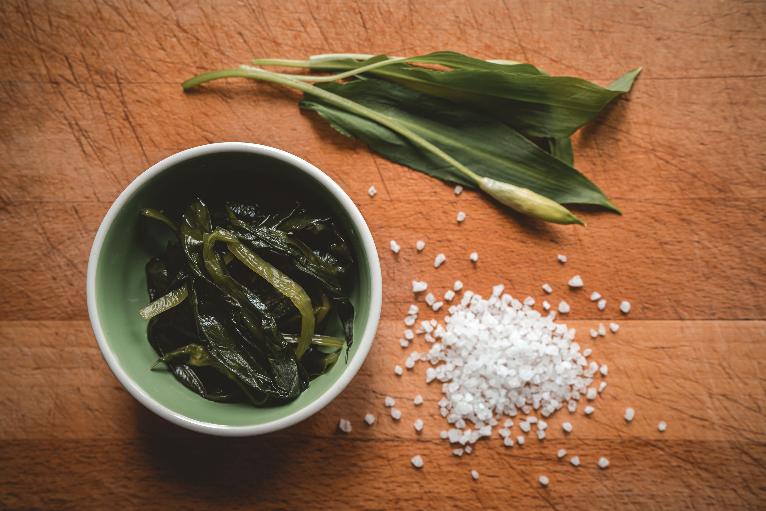 Recipes: Fermented Wild Garlic Recipe - The Grizzly Forager: The ...