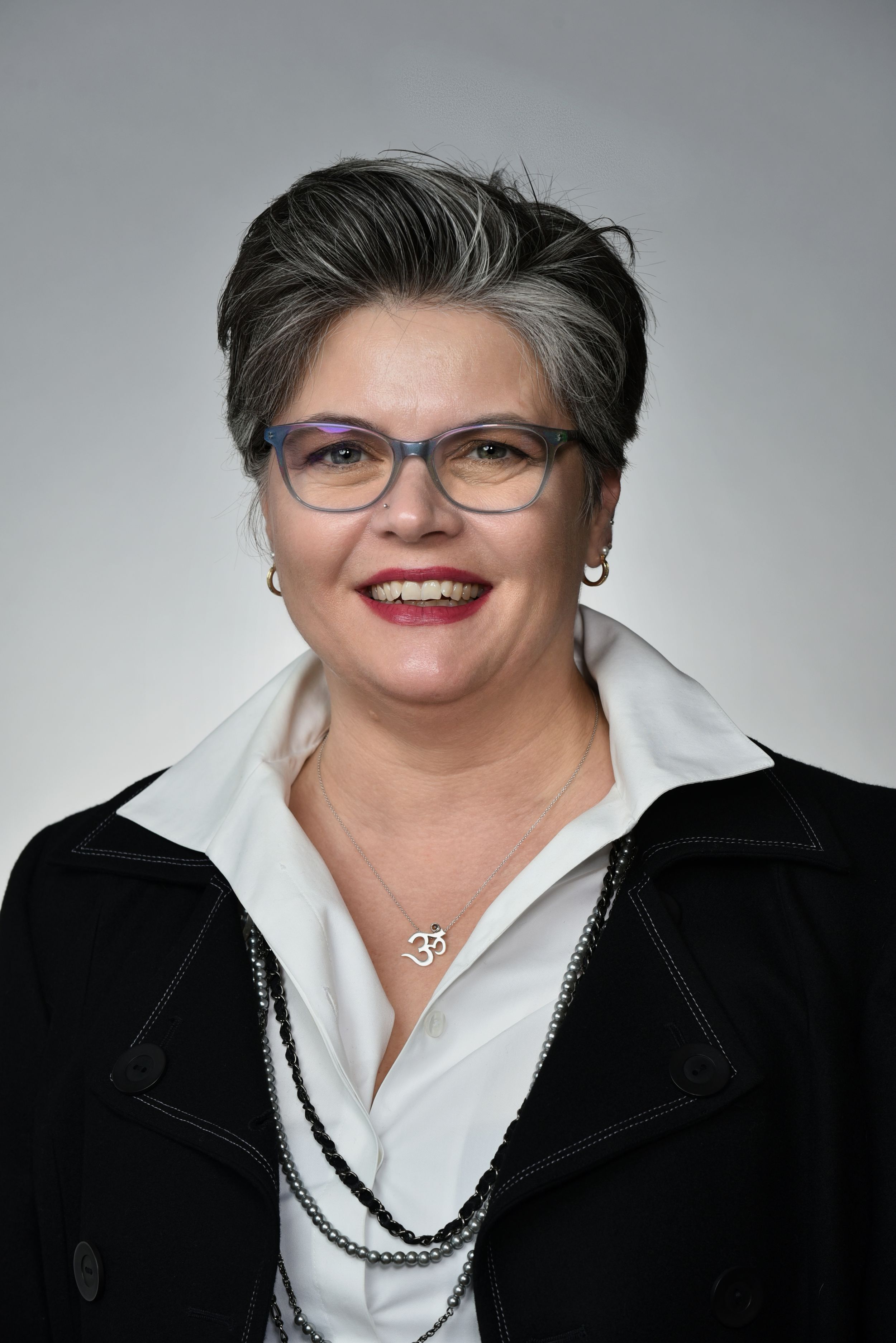 Jfkphoto. Professional Portrait and Headshot Photography in Wheaton, IL