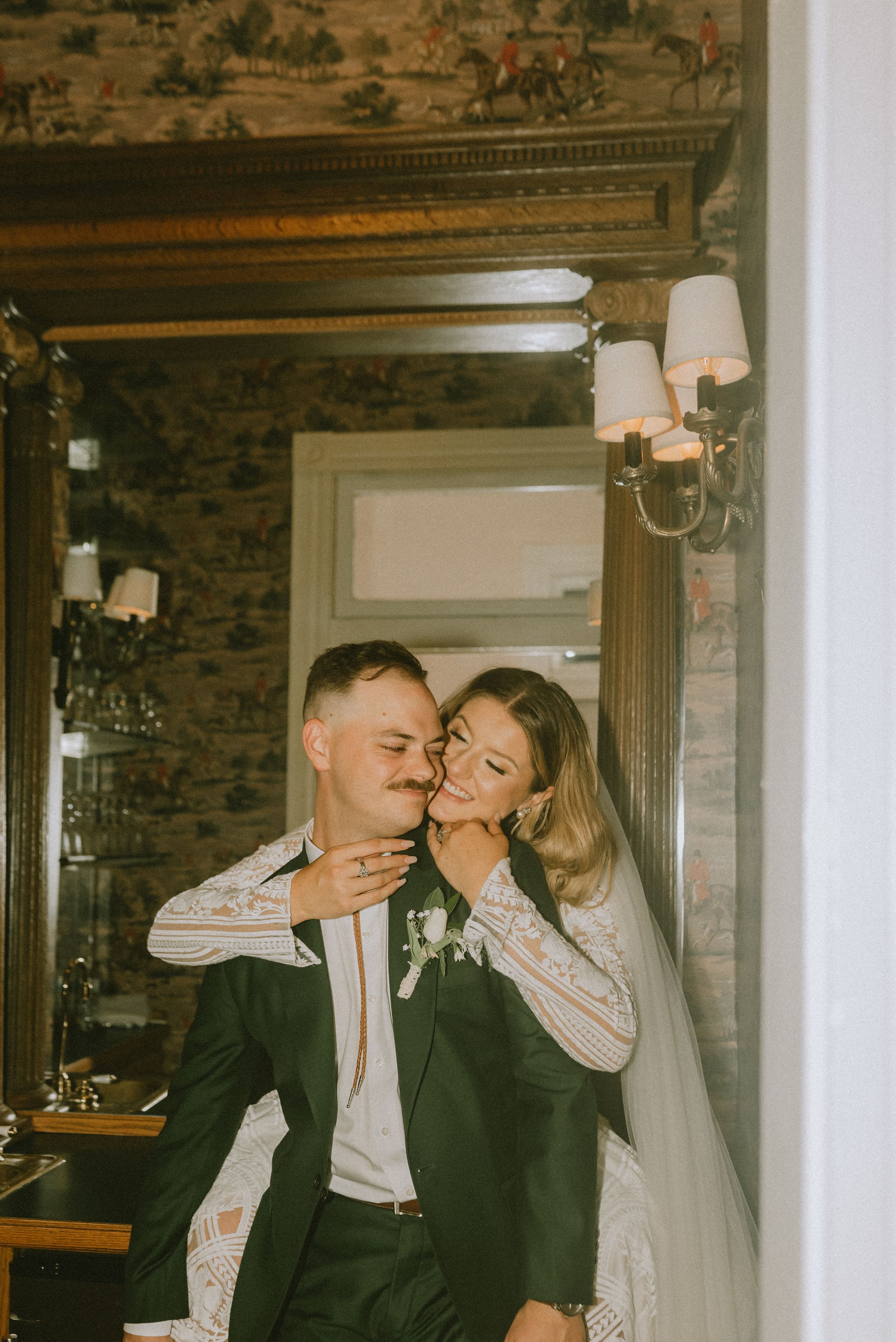 WEDDINGS - Saturn and Sun