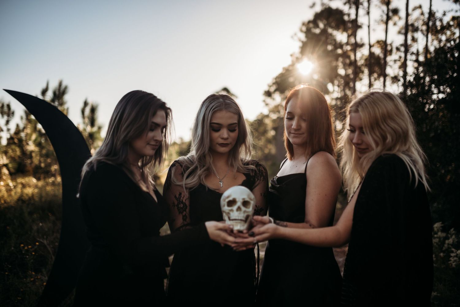 Spooky Sessions - Photography by Amanda Jones