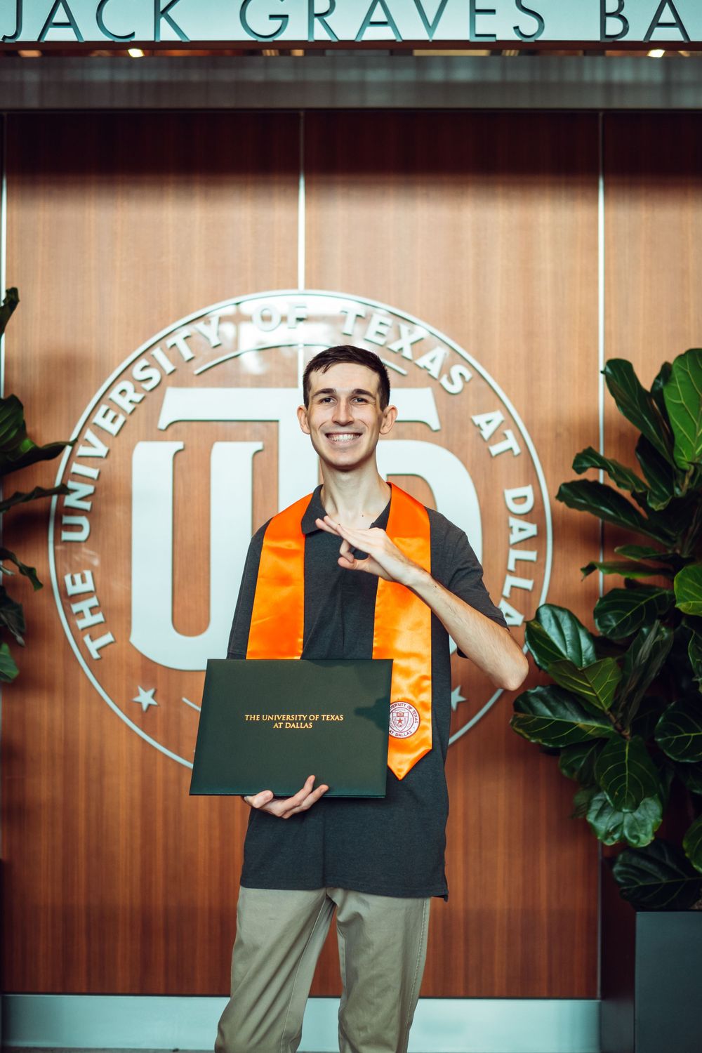 Top 15 UTD Grad Photos Locations - Eric Aaberg Photography