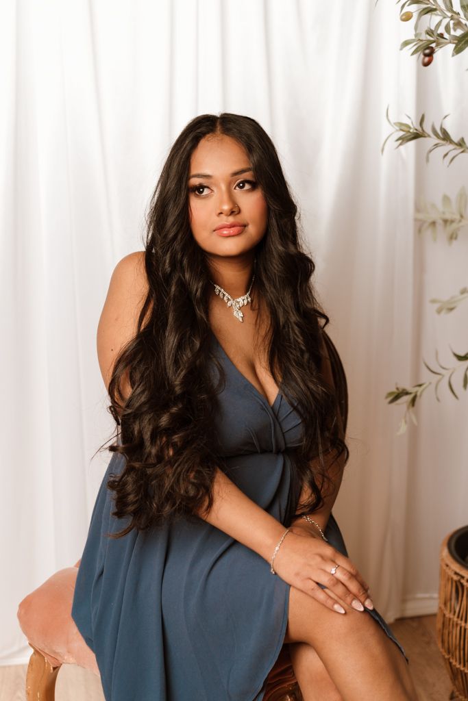 Studio Senior Session Class of 2024 - Juve Photography