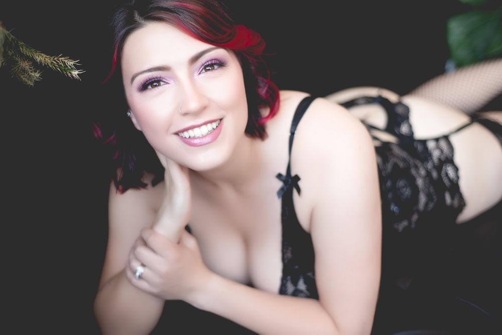Boudoir - Rae Taryn Photography